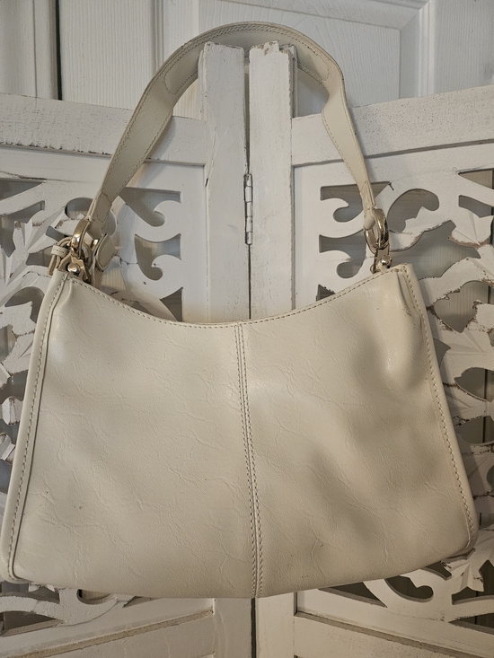 Liz Claiborne | Bags | Vintage Liz Claiborne Ivory Shoulder Bag With ...